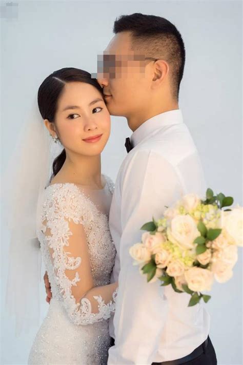 Hậu scandal giật chồng Võ Hồng Ngọc Huệ lộ ảnh lên xe hoa chân dung