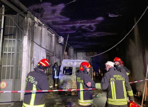 Cesenatico incendio alla Protezione Civile scoperto il piromane è un