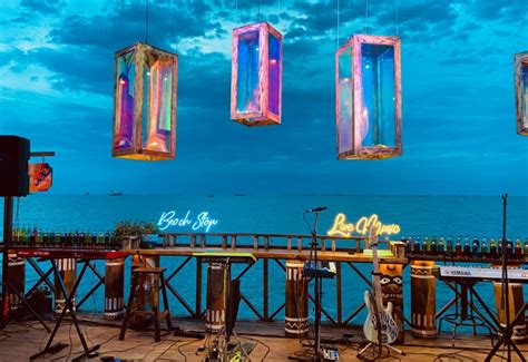 Beach Stop Lounge Cafe ngắm hoàng hôn lãng mạn ở Vũng Tàu
