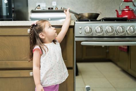 Portal Prudentino Acidentes Dom Sticos Aumentam Crian As Em Casa