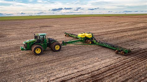 Agro Baggio DB50 31 a 35 linhas Série DB Plantadeiras ExactEmerge