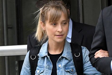 Allison Mack From TV S Smallville Sentenced To Prison For Role In The