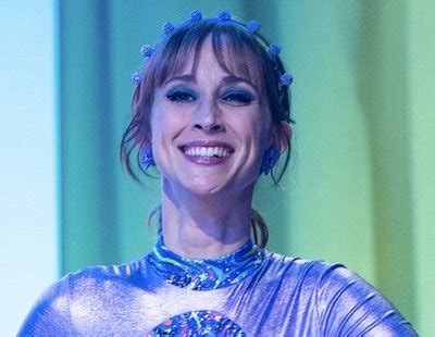 Explota Explota Póster final exclusivo de la película que bailará al