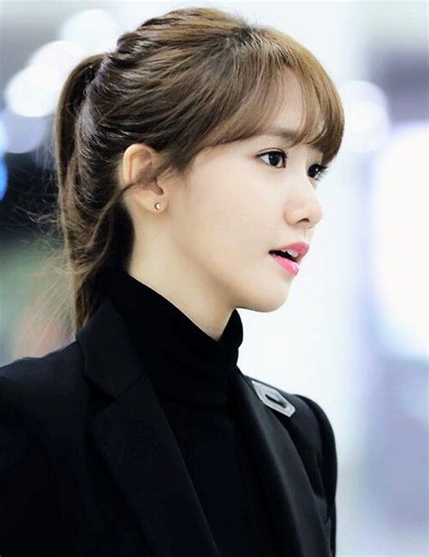 Gaya Ikatan Rambut Pendek Wanita Grace White