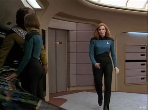 Star Trek Next Generation 3 X 9 The Vengeance Factor Gates Mcfadden As Dr Crusher Gates