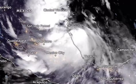 Tormenta Tropical Alberto Toca Tierra En Ciudad Madero Tamaulipas