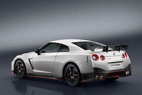 Nissan Unveils 2017 GT R Nismo At Nurburgring Comes With 600 HP