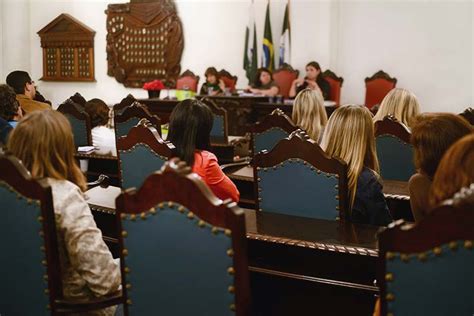 Ciclo De Debates E Lan Amento De Livros Marcam Os Anos Do