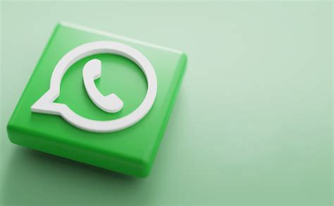 WhatsApp recebe figurinhas animadas QR Code e modo escuro na versão web