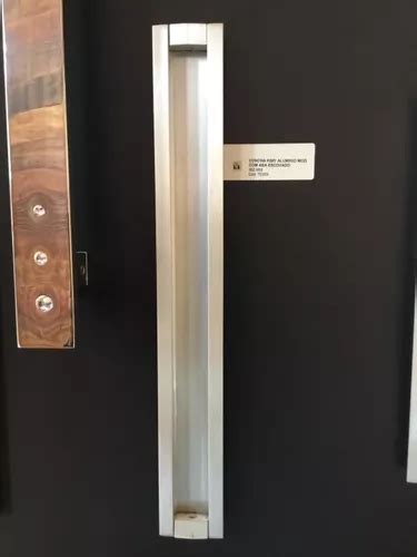 Puxador Concha Embutir Porta De Correr C Aba Escovada 512mm