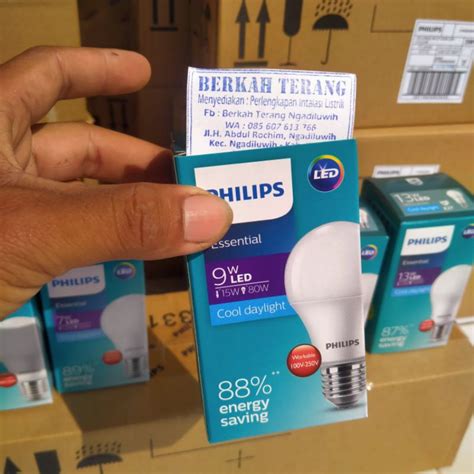 Jual Philips LED Essential 5 7 11 13 Watt W Putih Lampu Ess Bulb 3w 5w