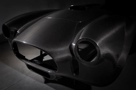 A Detailed Look At Classic Recreations Carbon Fiber Shelby Cobra