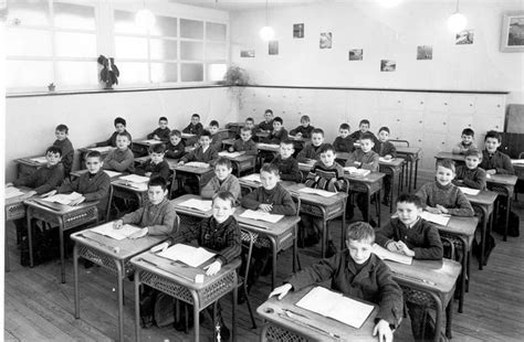 Photo de classe Année scolaire 1963 1964 de 1963 ECOLE JULES