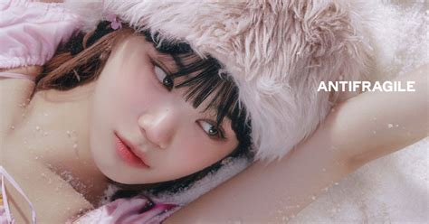 Theqoo LE SSERAFIM 2ND MINI ALBUM ANTIFRAGILE CONCEPT PHOTO FROZEN