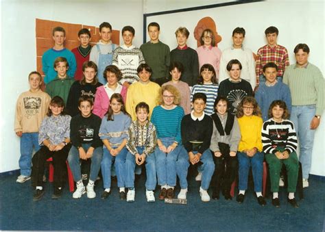 Photo de classe 3ème2 de 1992 Collège Copains d avant