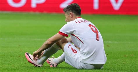 Wiemy Jak Robert Lewandowski Walczy Z Urazem To Znana Metoda