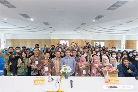 Berita Foto Unesa Terima Kunjungan Dua Sekolah Sekaligus