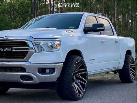 2020 Ram 1500 With 24x12 44 TIS 554BM And 33 12 5R24 Radar Renegade RT