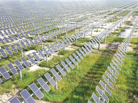 China Bottom Price Vertical Single Axis Solar Tracker Tilted Single