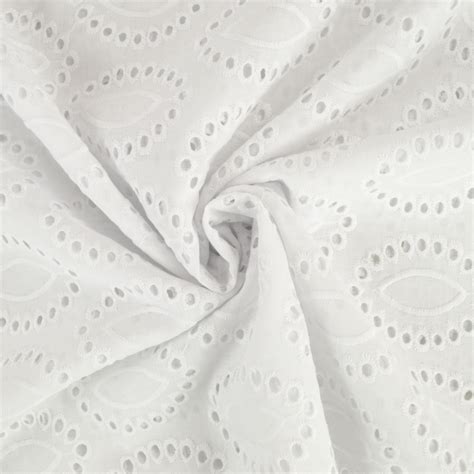 Tissu Broderie Anglaise Coton Blanc Marceline