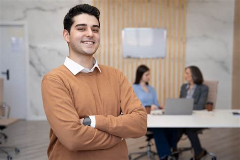 10 profissões ideais para o primeiro emprego Meu Valor Digital