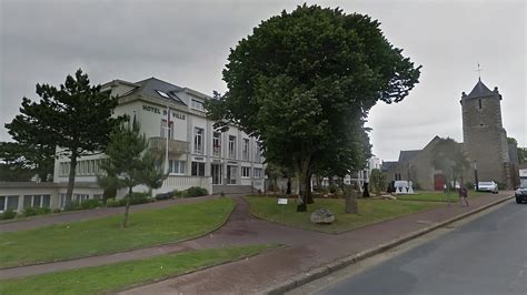 Démission du maire de Saint Brévin les réactions indignées se