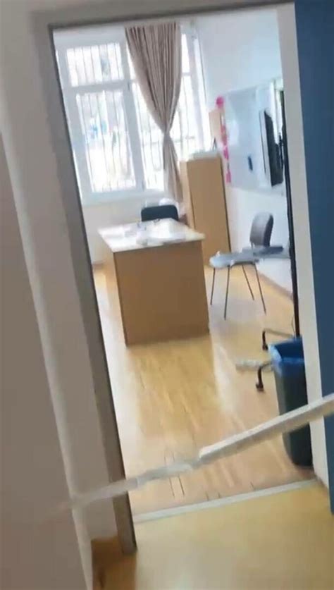 O Profesoar De La Un Liceu Din Bucure Ti Njunghiat De Un Elev Dup
