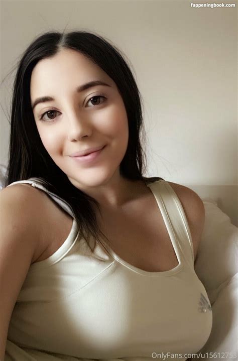 Youritalianpetite Nude OnlyFans Leaks The Fappening Photo 4065777