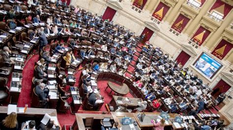 El oficialismo aprobó la extensión del plan Compre sin IVA