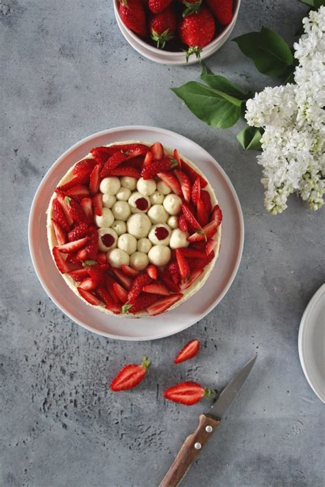 Le Fraisier à la Crème Diplomate Casserole Chocolat