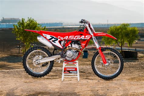 Mxa Video Mxas First Ride On The Gasgas Mc F Motors Addict