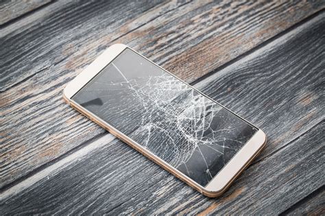 Cracked Smartphone Screen Repair