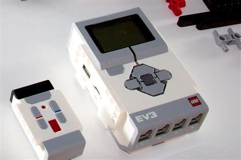 Review Lego Mindstorms Ev Means Giant Robots Powerful Computers