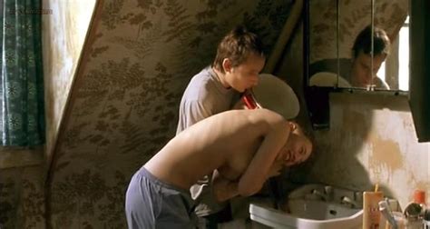 Isild Le Besco Nude Topless In Le Cout De La Vie Fr