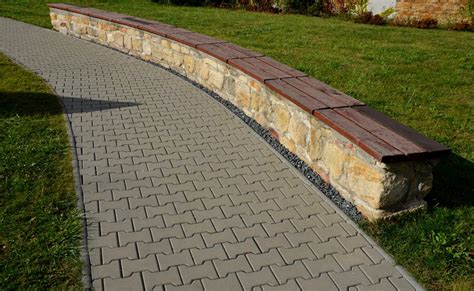 Sitzbank Auf Mauer Bauen Diy Anleitung Und Tipps
