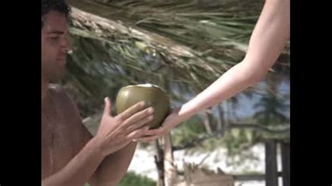 Vidéos de Sexe Kelly Brook Nude Beach et films porno Yrporno