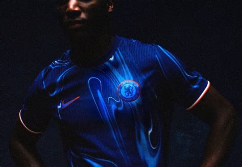 Moisés Caicedo y Chelsea