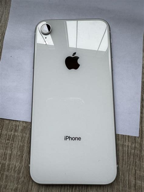 Apple IPhone Xr Unlocked White 64GB A1984 LYDX73580 Swappa