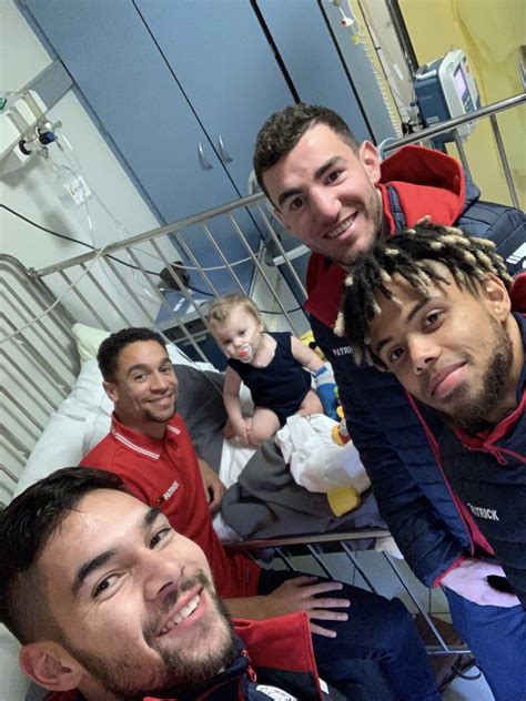 Sv Zulte Waregem On Twitter Selfie Met De Allerkleinste Supporters