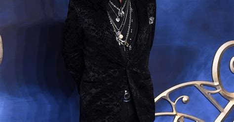 Johnny Depp faz sua primeira aparição promocional em nome de Fantastic