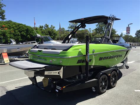 Malibu Wakesetter Vlx Boat Research Yachthub