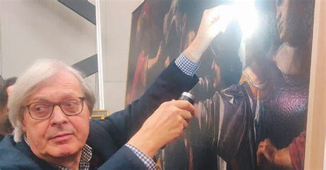 Furto di beni culturali Il sottosegretario Sgarbi ora è indagato Il