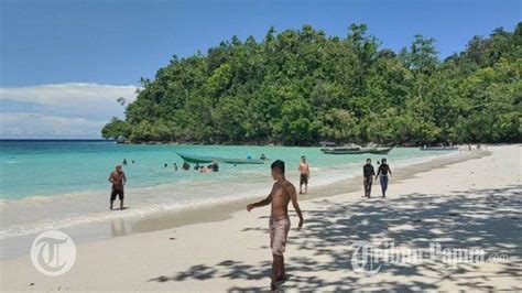 Wisata Papua Mengintip Cantiknya Pantai Wayob Di Kabupaten Fakfak