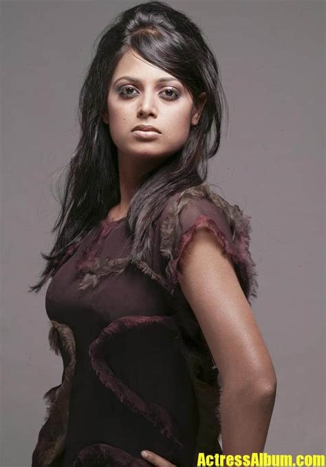 Sindhu Menon Hot Photos Actress Album