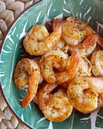 Recette Crevettes sautées ail et persil et autres recettes Chefclub