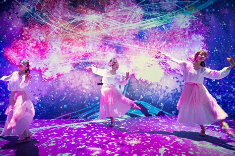 HUMANOID DJFLOWERS BY NAKED 2020 桜 NAKED INC 株式会社ネイキッド