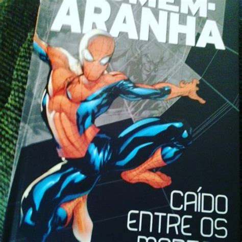 Tem um easter egg da DC na Primeira Edição da Coleção Definitiva do