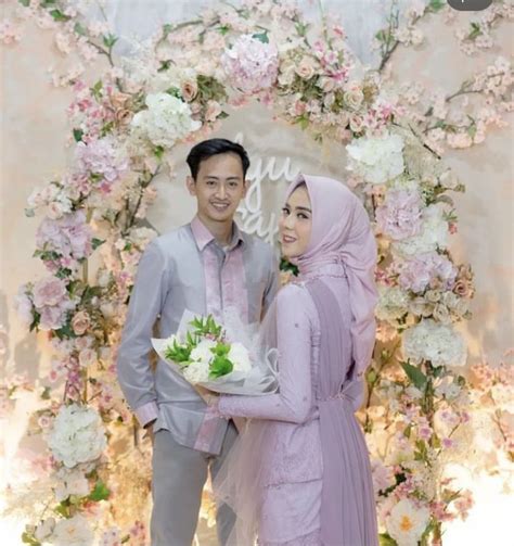 Pin Oleh Hawannudin Di Tunangan Lamaran Pernikahan Fotografi