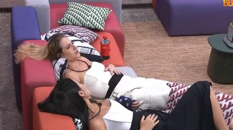 Bbb Larissa Questiona Bruna Griphao Sobre Boato De Ex Namorado E Se