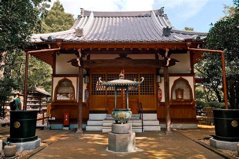 Visita al TEMPLO GOTOKUJI el templo del gato MANEKI NEKO en Japón